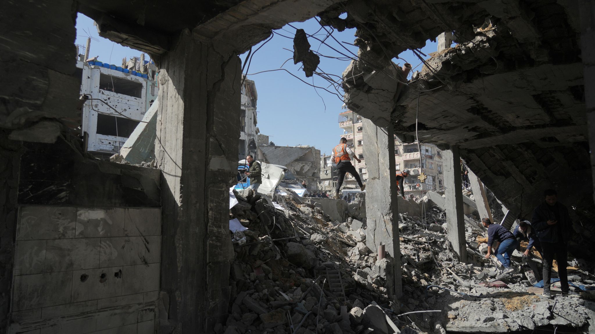 Israeli strikes kill at least 30 Palestinians in Gaza, hospital ...