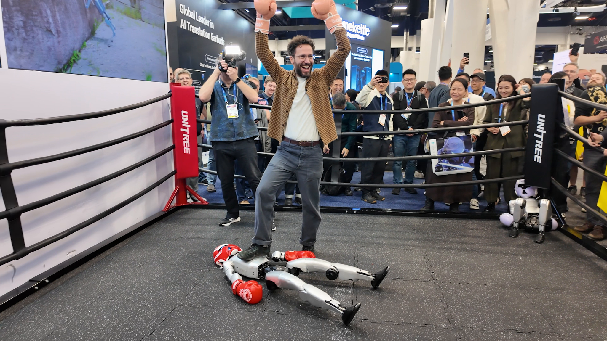 Why robots still can't match humans - and what's holding them back ...