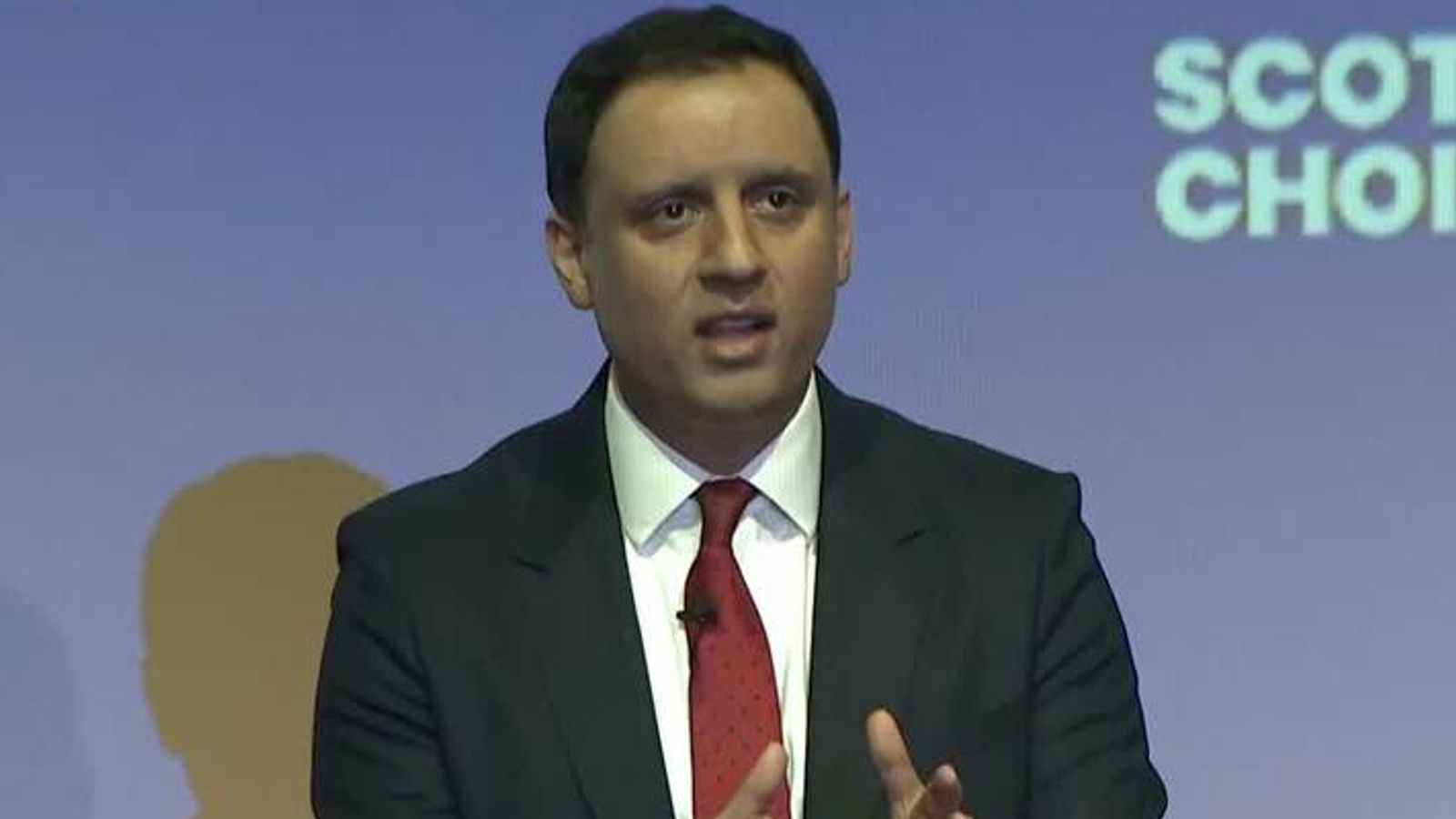 Scottish Labour leader Anas Sarwar says a 'vote for Reform lets SNP ...