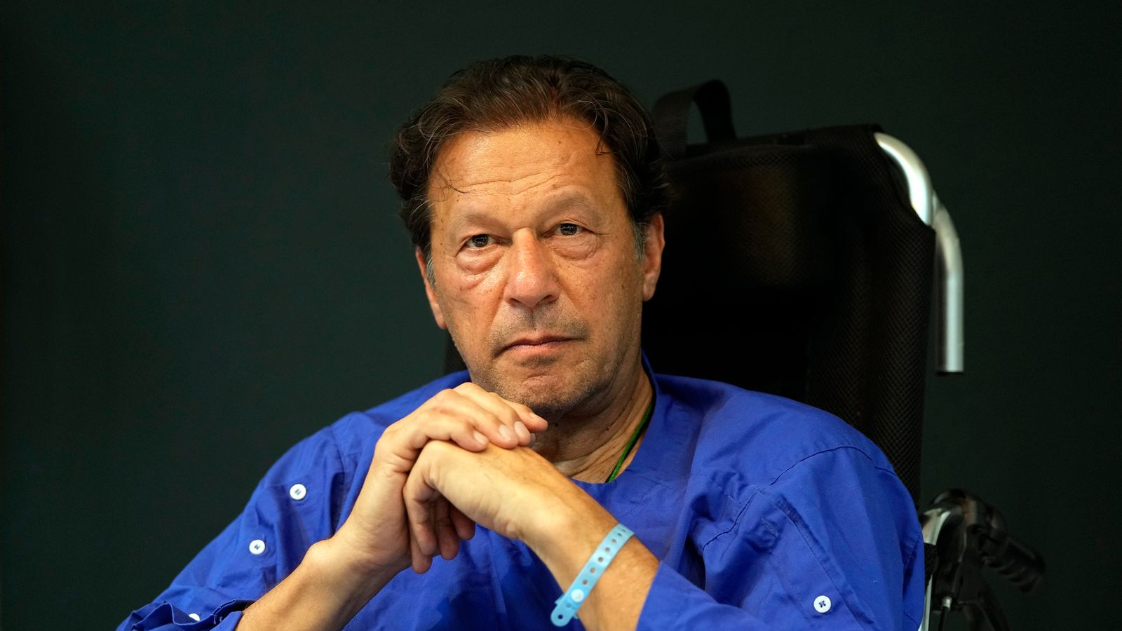 Former Pakistani PM Imran Khan loses nearly all vision in captivity ...