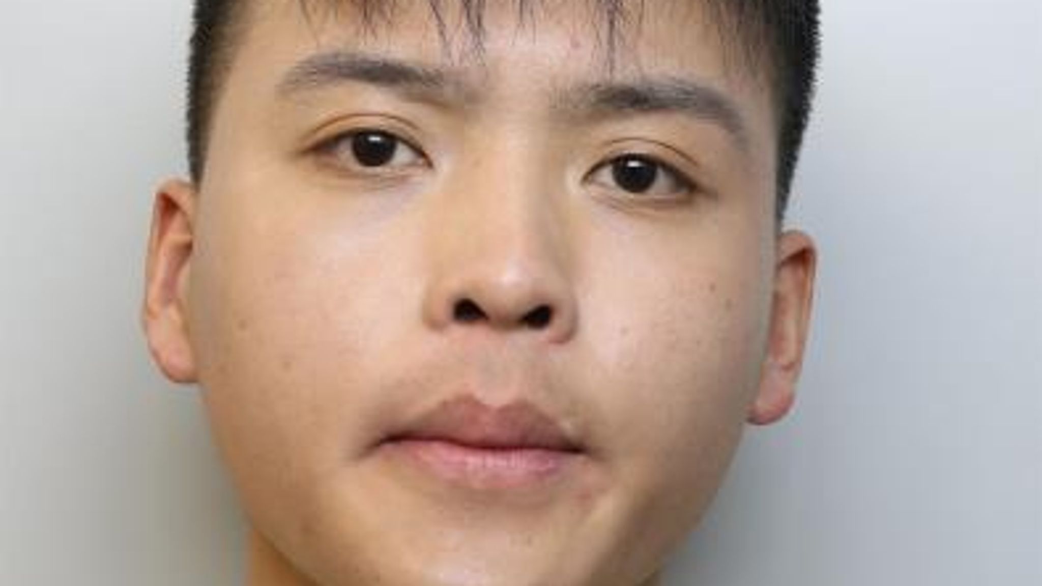 Man involved in London Underground text message scam laundered £600,000 ...