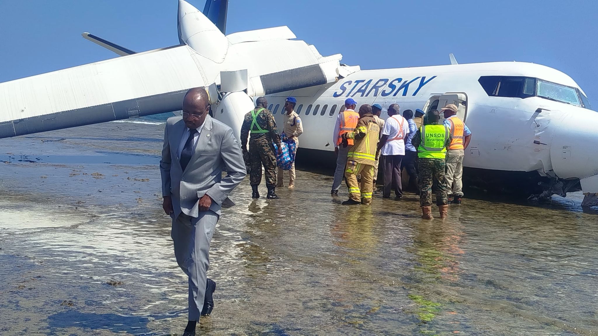 Plane ends up in ocean after emergency landing and all 55 people on ...