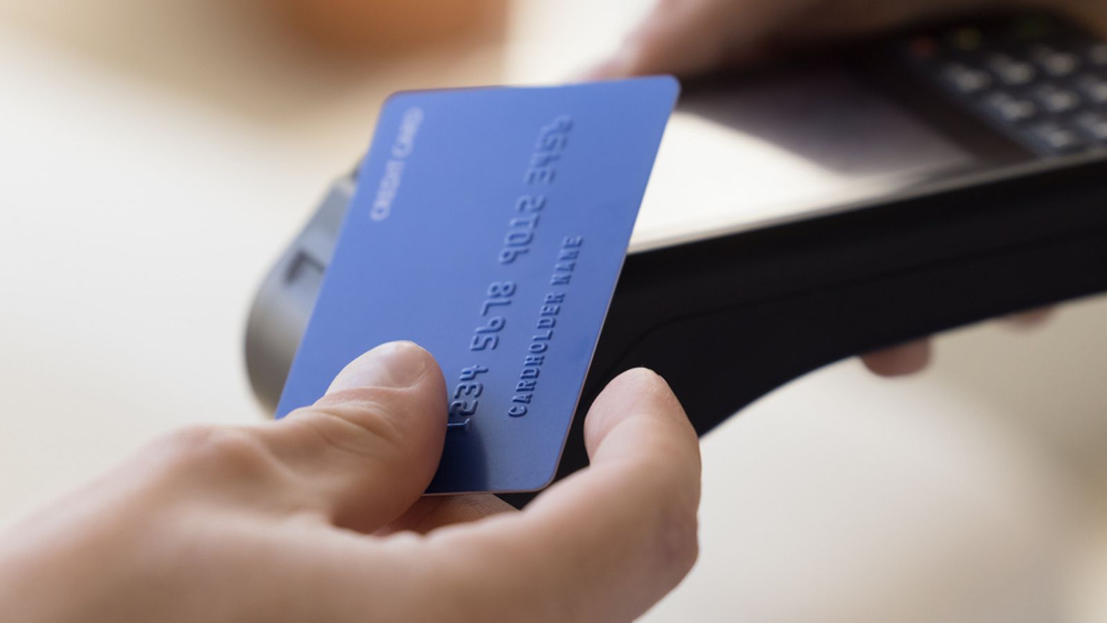 Banks hit with most complaints revealed as customers receive £215 ...