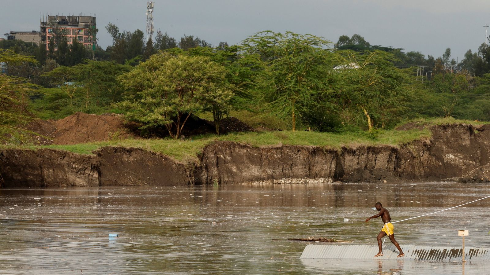 Nairobi flash floods kill more than 20 people and cause widespread ...