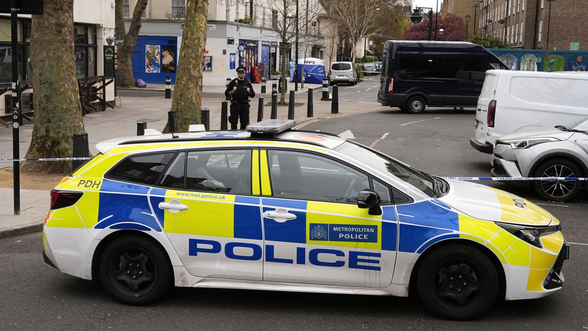 Family pay tribute to man shot dead while sitting in car in Camden as ...
