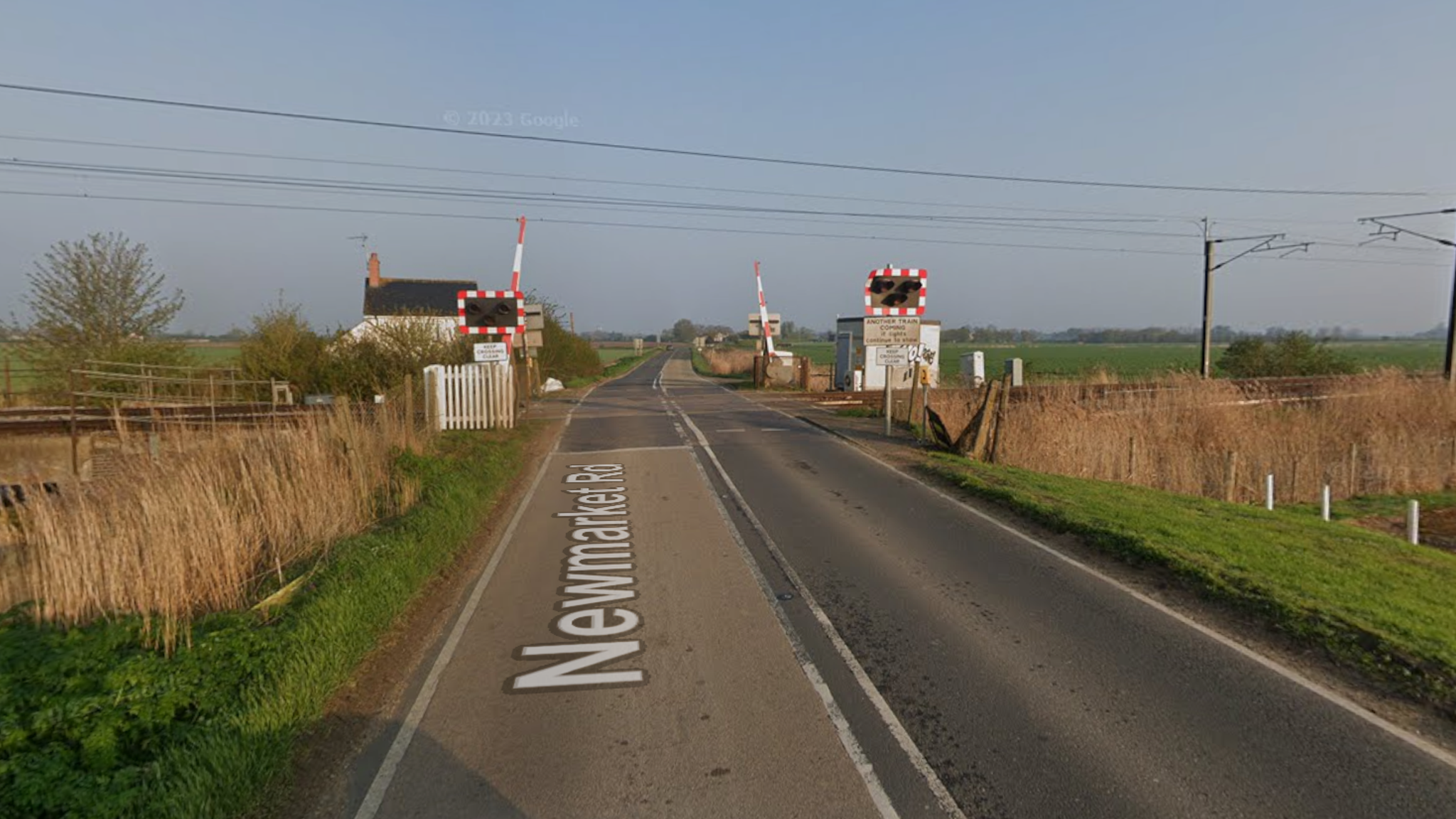 One person dies in collision involving car and train at level crossing ...