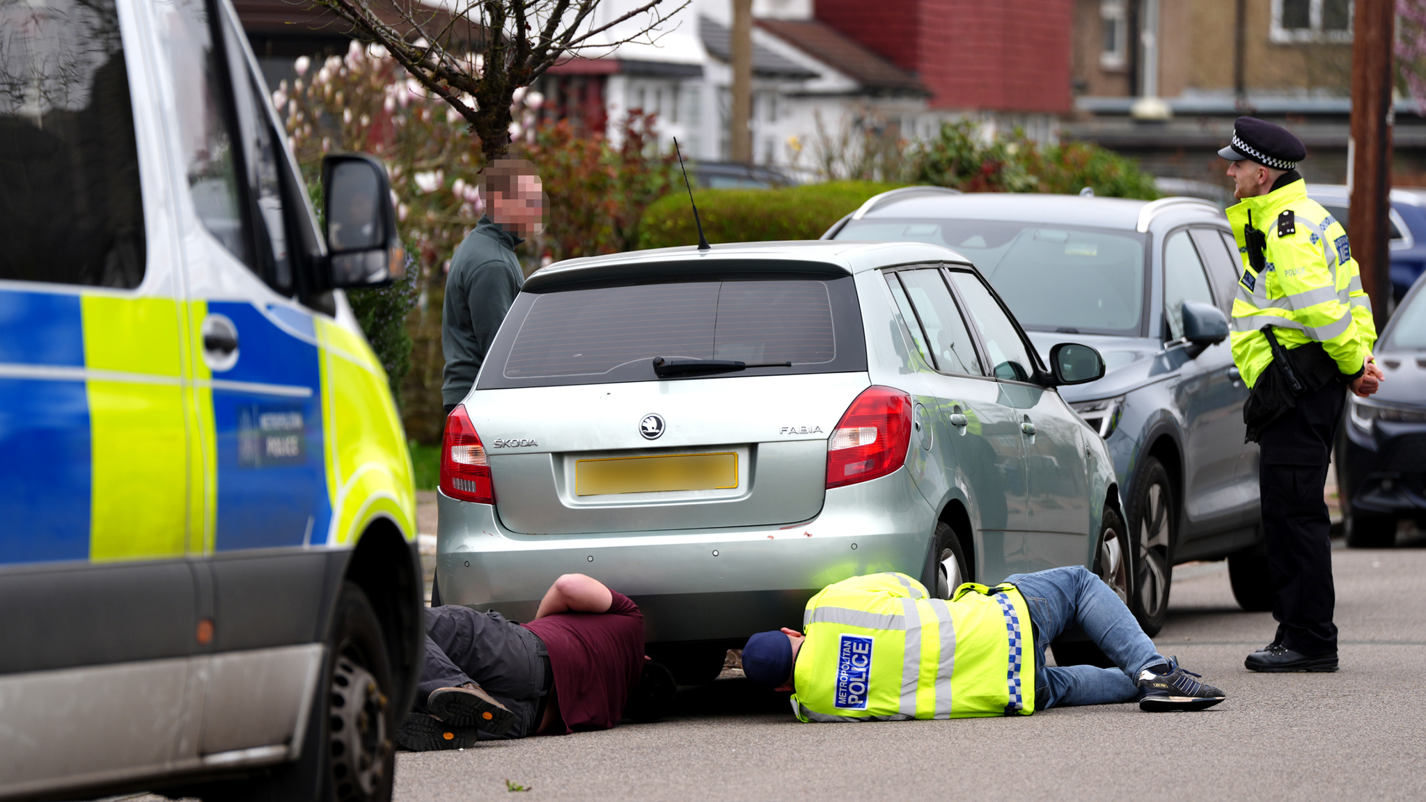 Four arrested on suspicion of spying on Jewish community for Iran, Met ...
