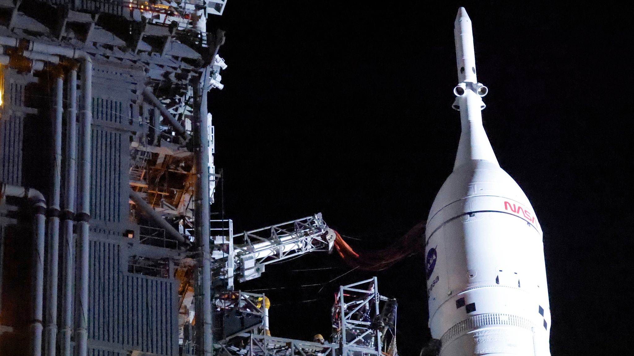 NASA prepares Artemis II launch - with rocket back on site and crew in ...