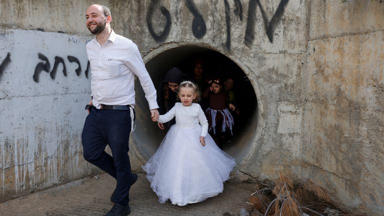 The most striking pictures of the week | World News | Sky News
