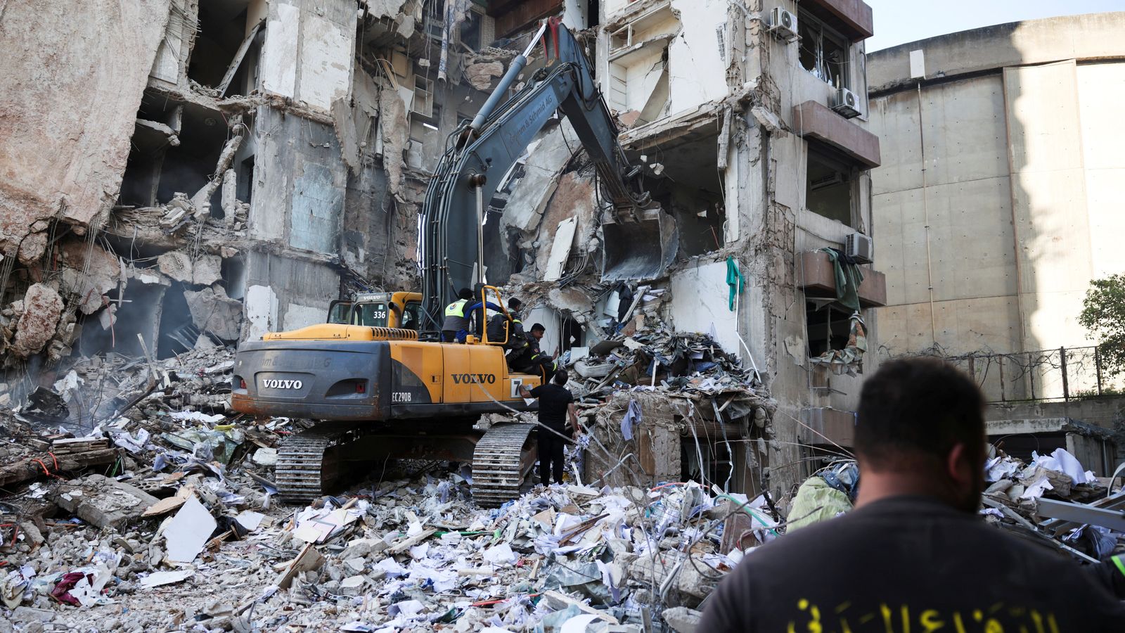 Live from Beirut after deadly Israeli bombing | News UK Video News ...