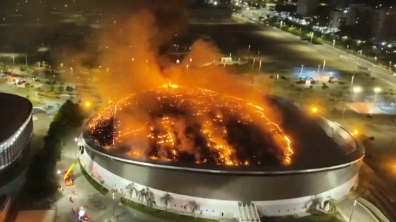 Fire erupts at Rio de Janeiro's Olympic Park velodrome | World News ...
