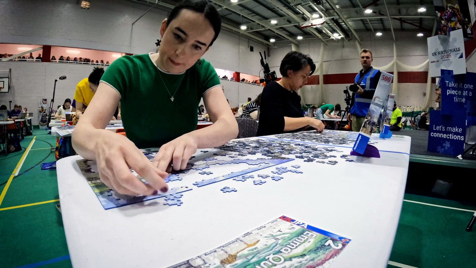 Contestants face off in a battle to be crowned the UK's jigsaw puzzle ...
