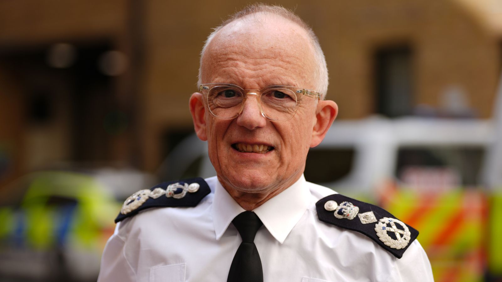 'It keeps Londoners safe': Met Police wins live facial recognition case ...