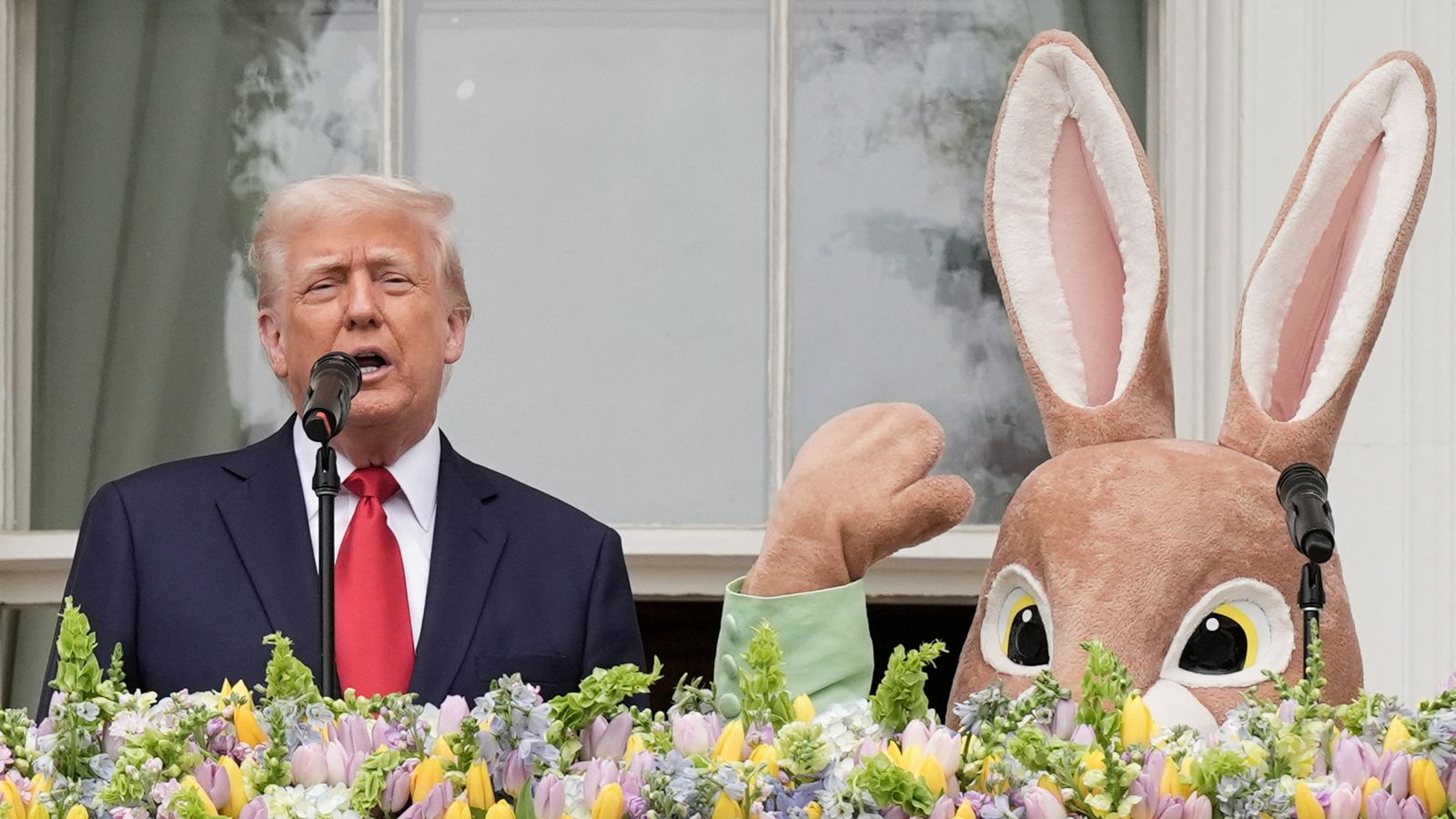 Trump hosts White House Easter egg roll | News UK Video News | Sky News