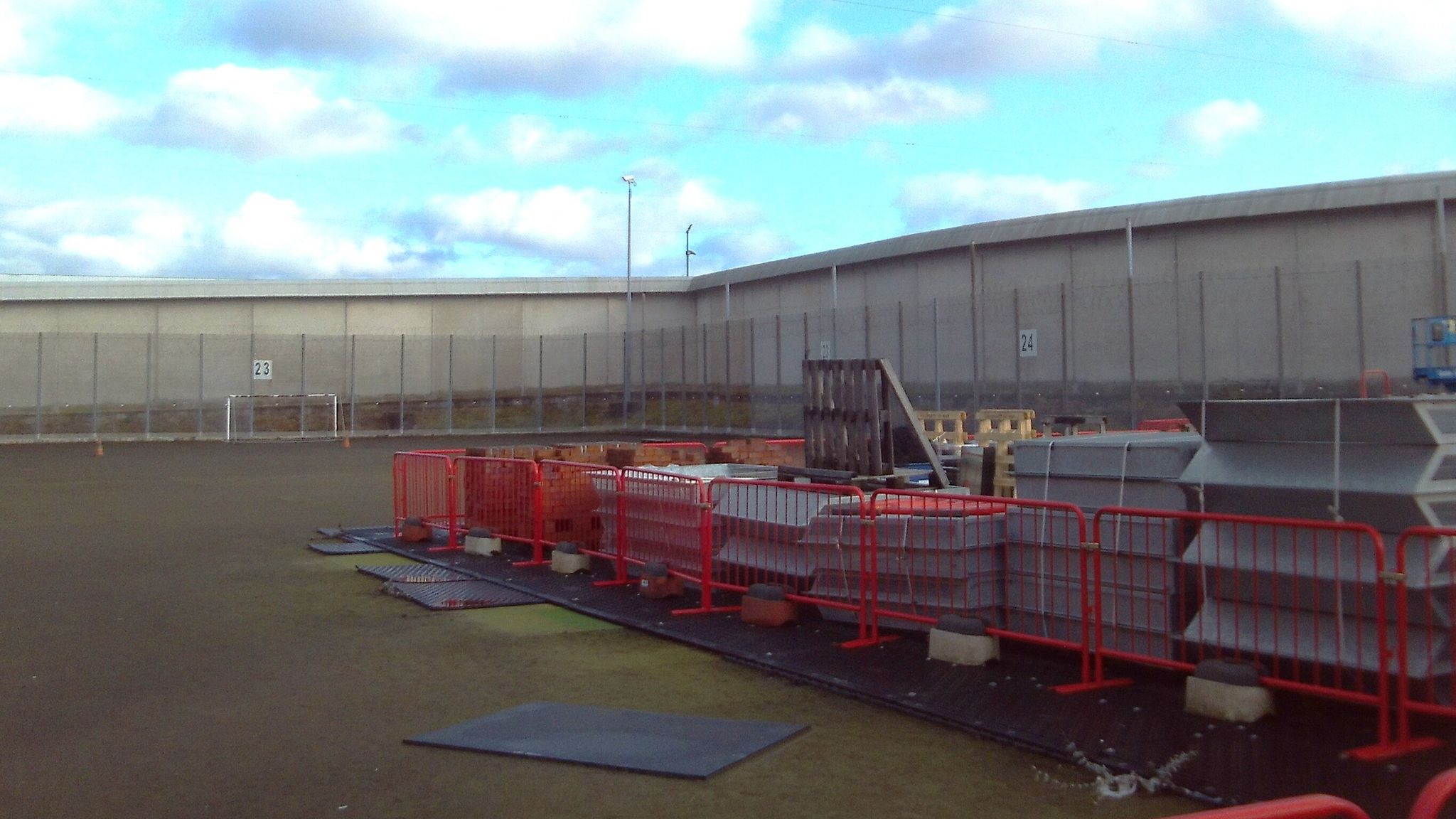 Rats, gangs, drones and filth: HMP Manchester in a 'precarious state ...