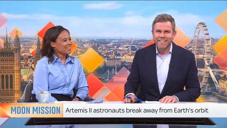 Jeremy Corbyn says Starmer must take responsibility for Mandelson ...