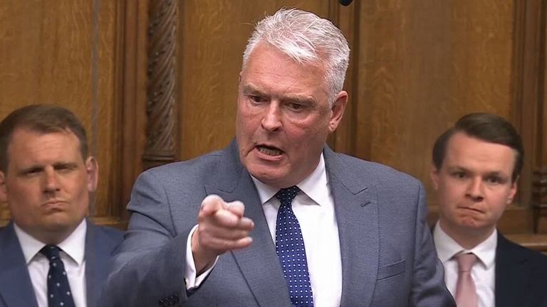 Lee Anderson removed from Commons after accusing Starmer of lying ...