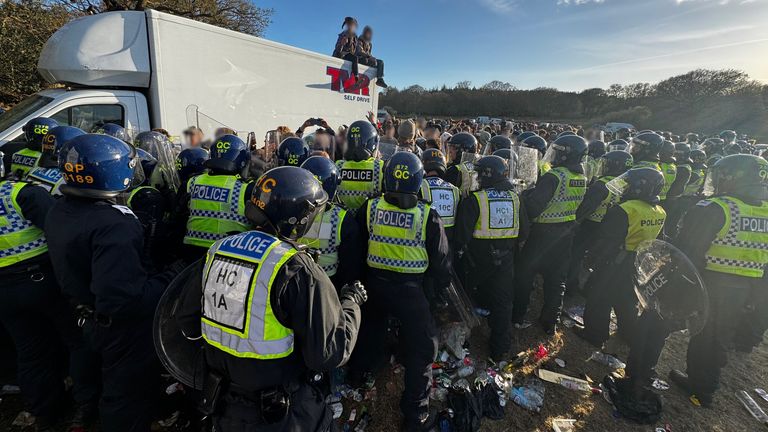 Police take nearly 24 hours to shut down illegal Dorset rave | UK News ...