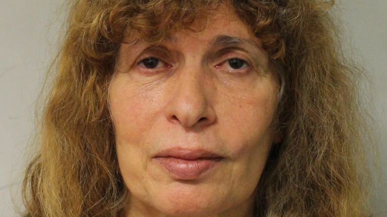 Nancy Pexton found guilty after stabbing sister Jennifer Abbott to ...