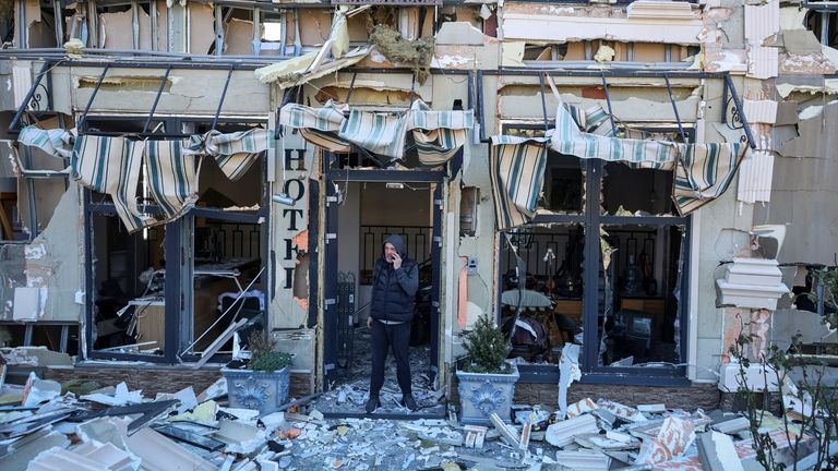 UK on verge of joining EU's £78bn loan for Ukraine as Starmer seeks ...