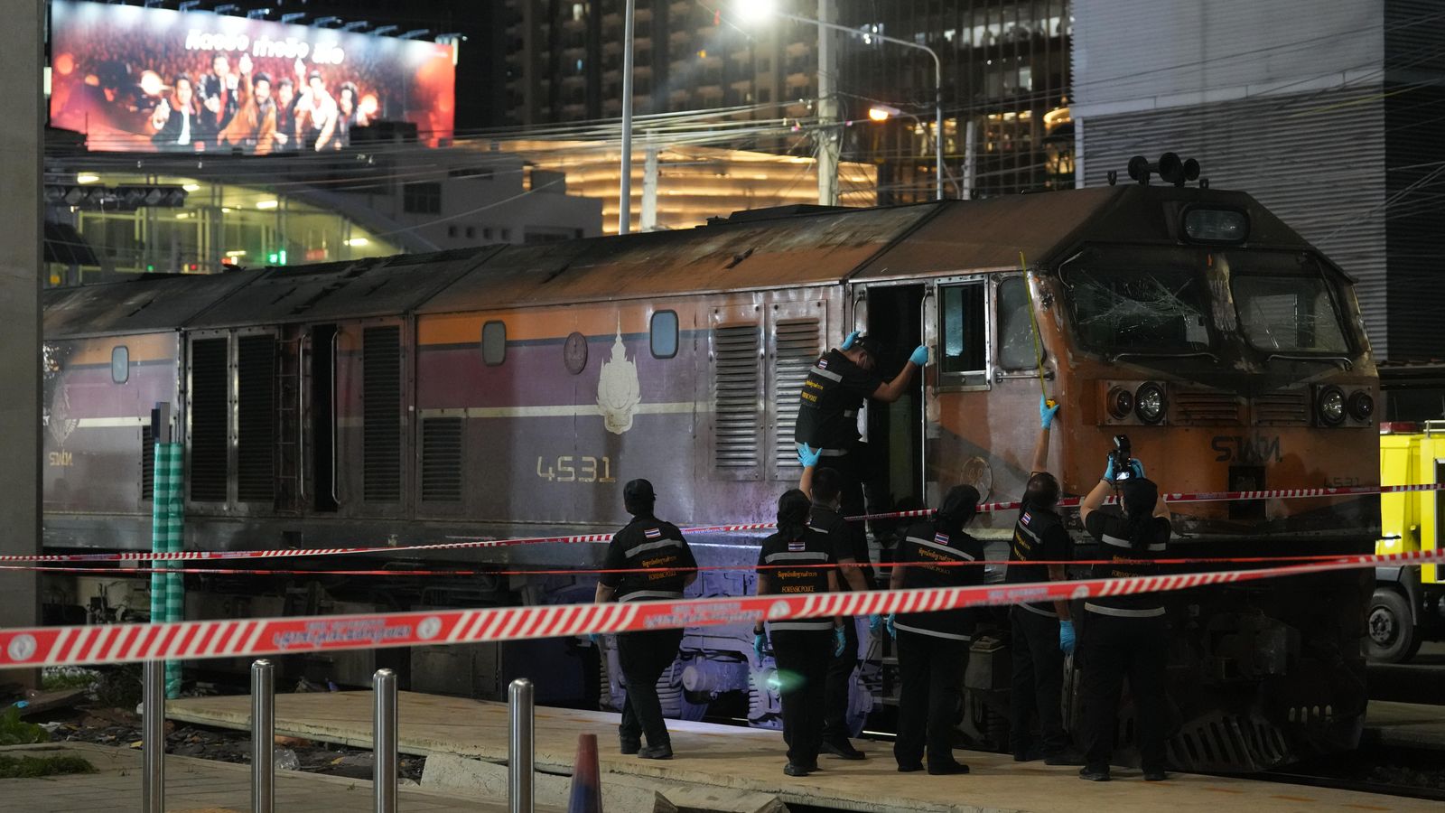Freight train hits bus in Thailand - at least eight dead | World News ...