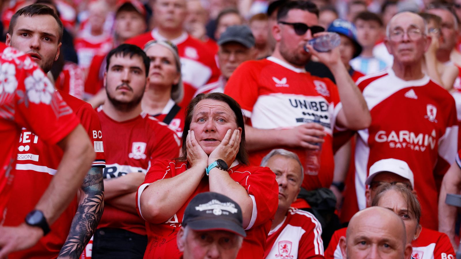 Hull promoted to Premier League after late Oli McBurnie goal against ...