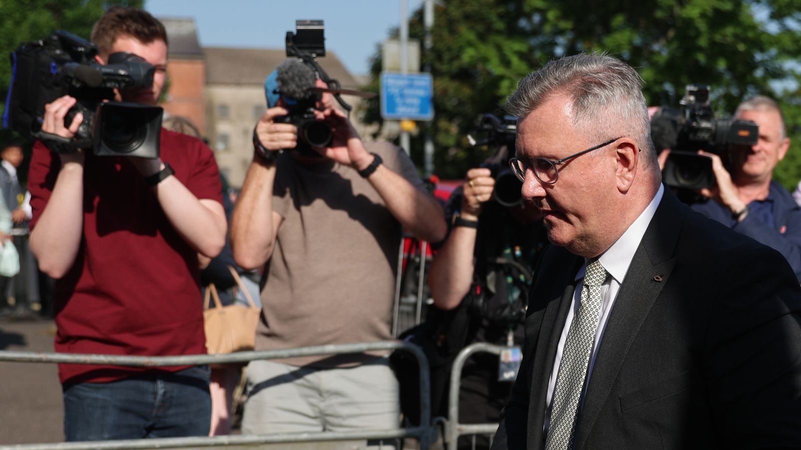 Sir Jeffrey Donaldson wrote letter to alleged sex abuse victim ...