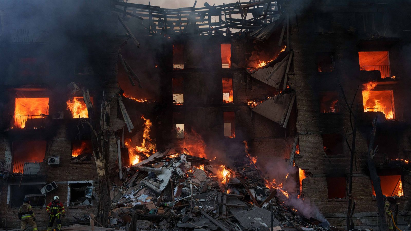 At least four killed in Kyiv airstrikes as hypersonic missile used ...