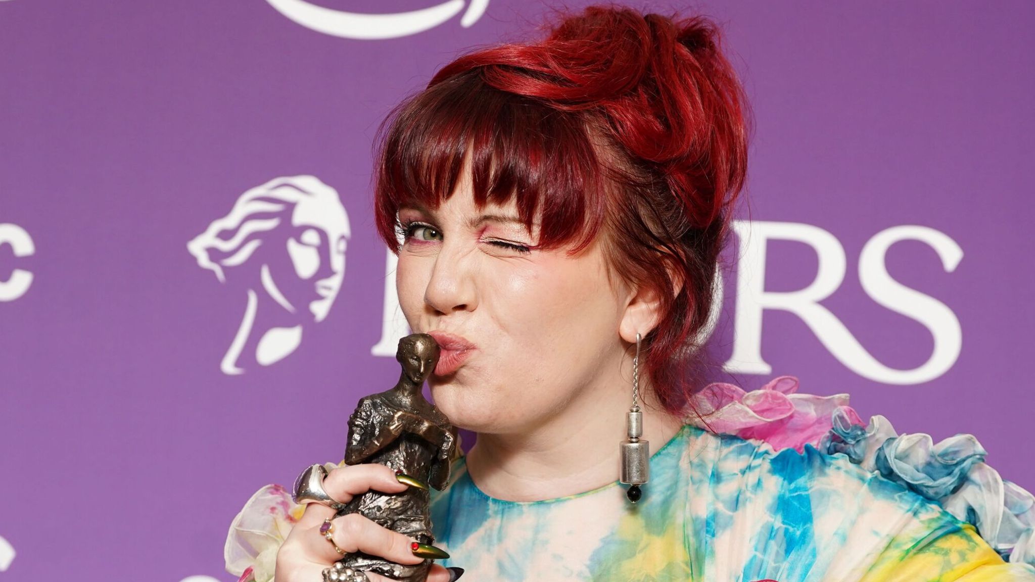 Sam Fender, Lily Allen and CMAT among Ivor Novello songwriting award ...