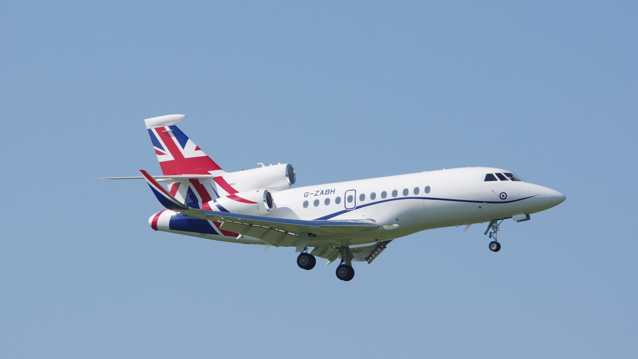 RAF jet flying defence secretary has signal jammed near Russian border ...