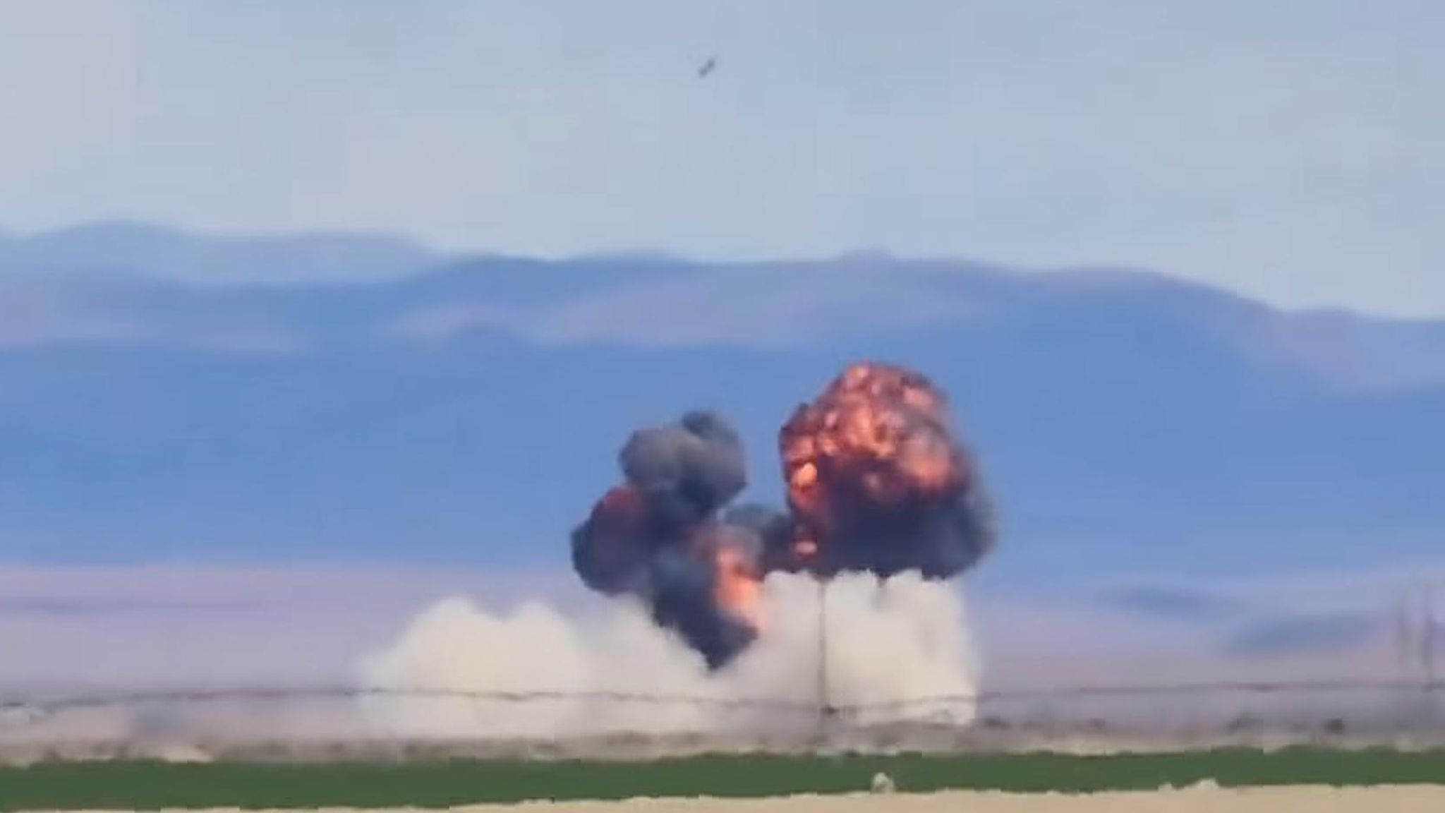 Four crew members ejected after military jets crash during US air show ...