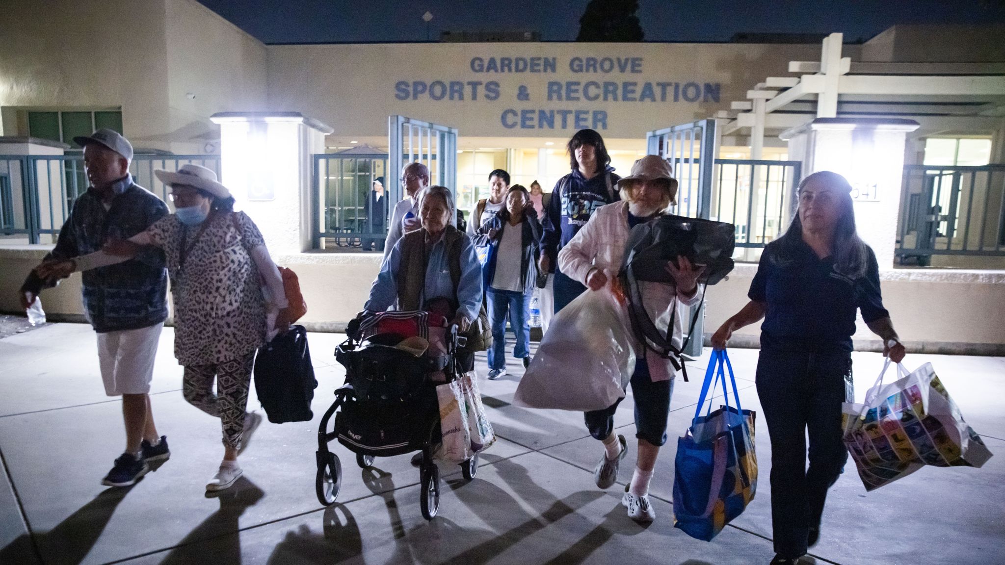 Southern California: 40,000 ordered to evacuate over threat of chemical ...