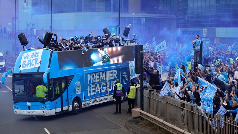 Coventry City mark return to Premier League with bus parade - live ...