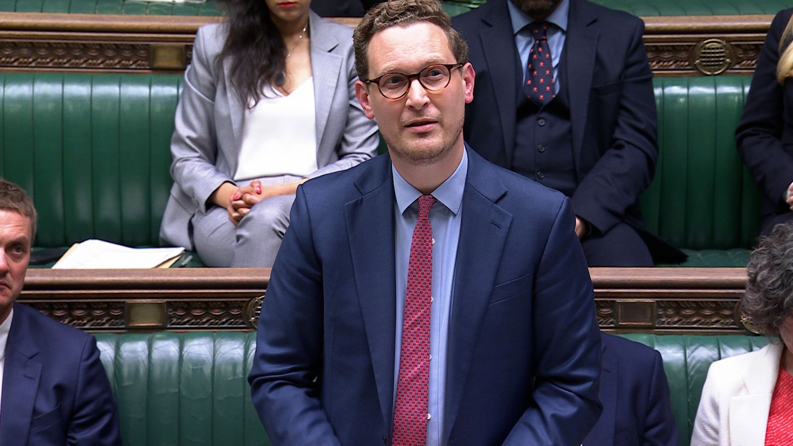 Senior Labour minister apologises for supporting Mandelson | News UK ...