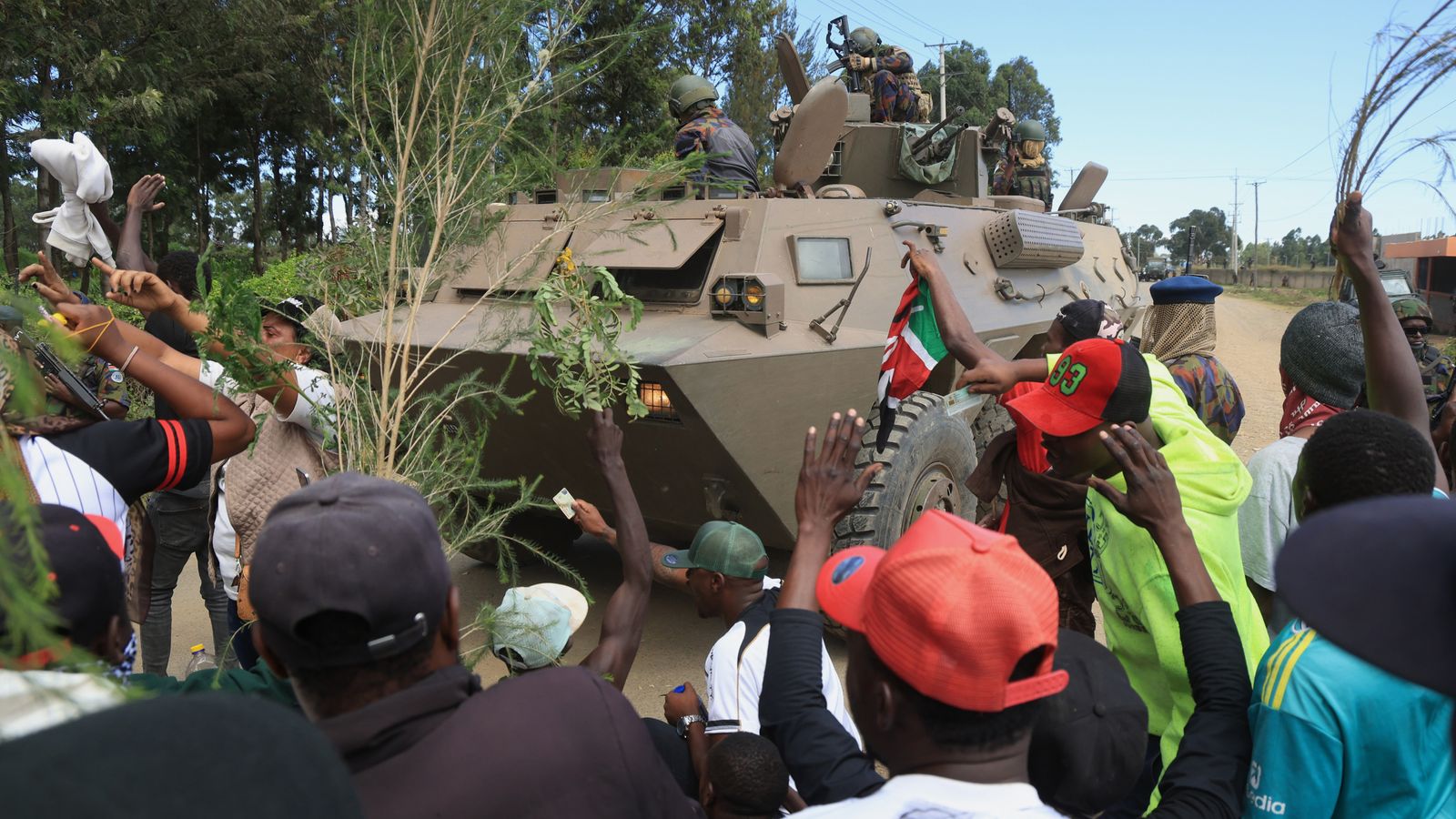 Kenyans protest outside ebola quarantine centre for US citizens | News ...