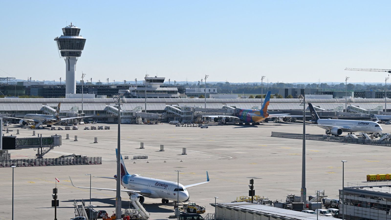 Munich airport resumes flights after evacuating control tower | World ...