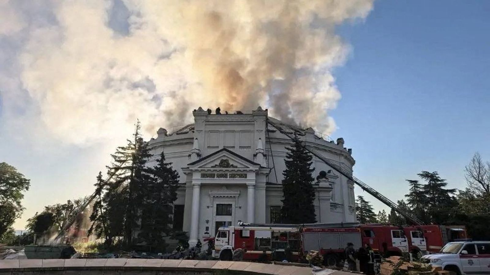 Fuel running dry in Russian-held Crimea as Ukraine steps up attacks ...