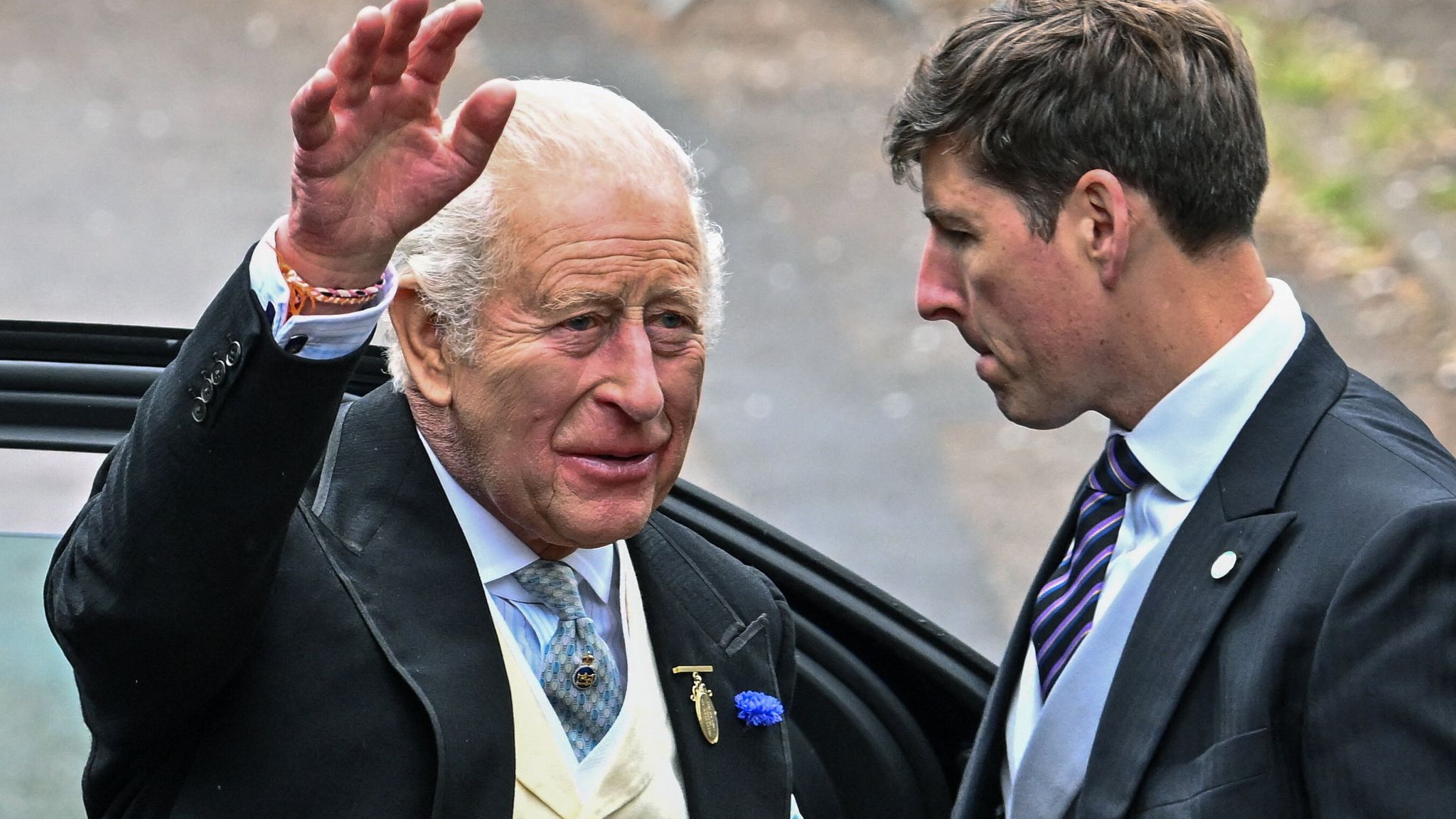 King's nephew Peter Phillips marries NHS nurse Harriet Sperling | UK ...