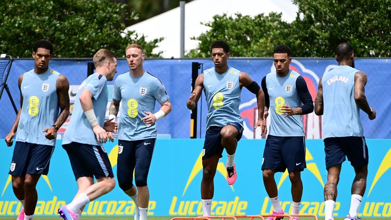 World Cup latest: Scotland and England gear ahead of World Cup kick-off ...